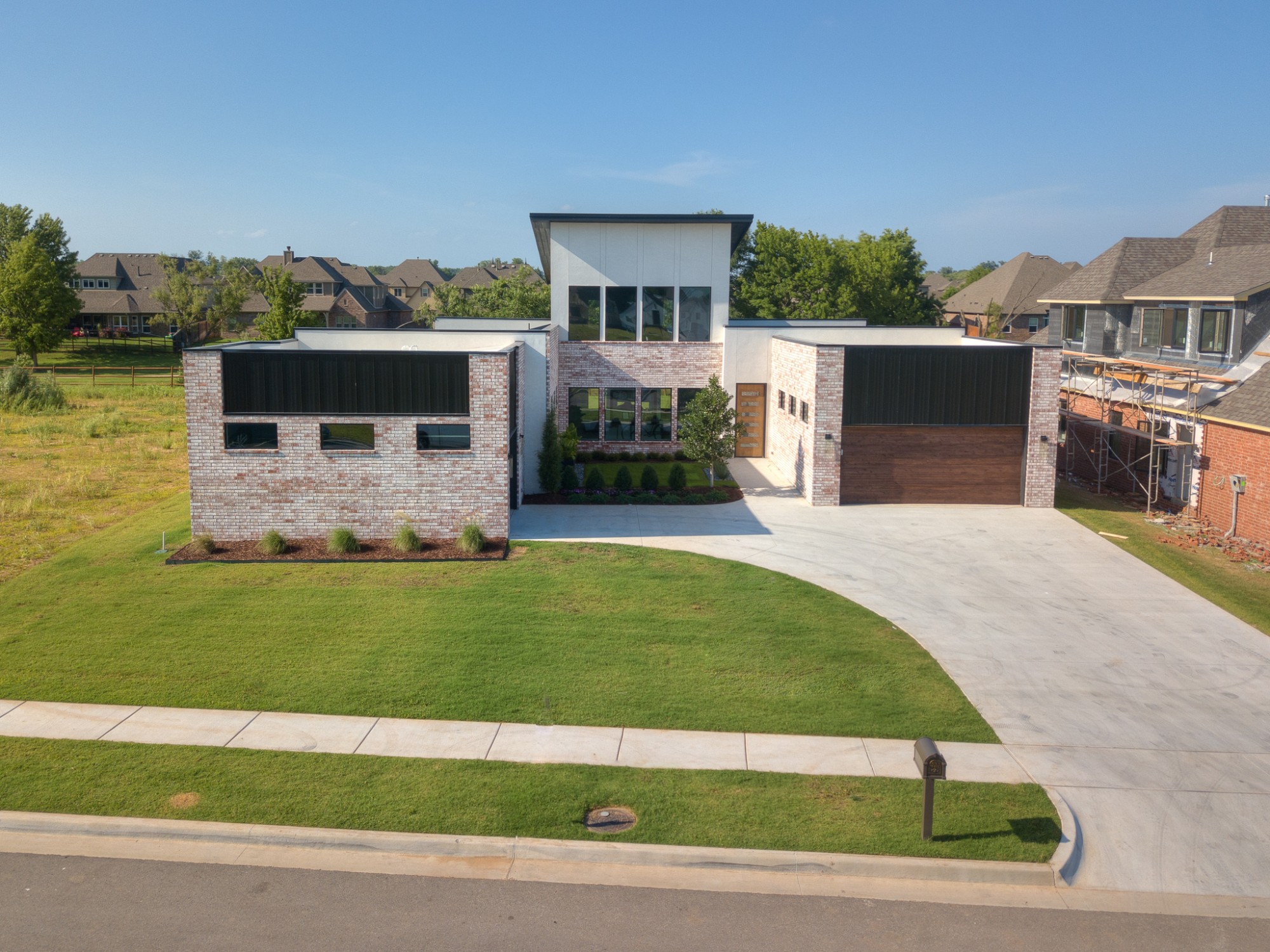 Megan Forehand - South Tulsa - Chinowth & Cohen